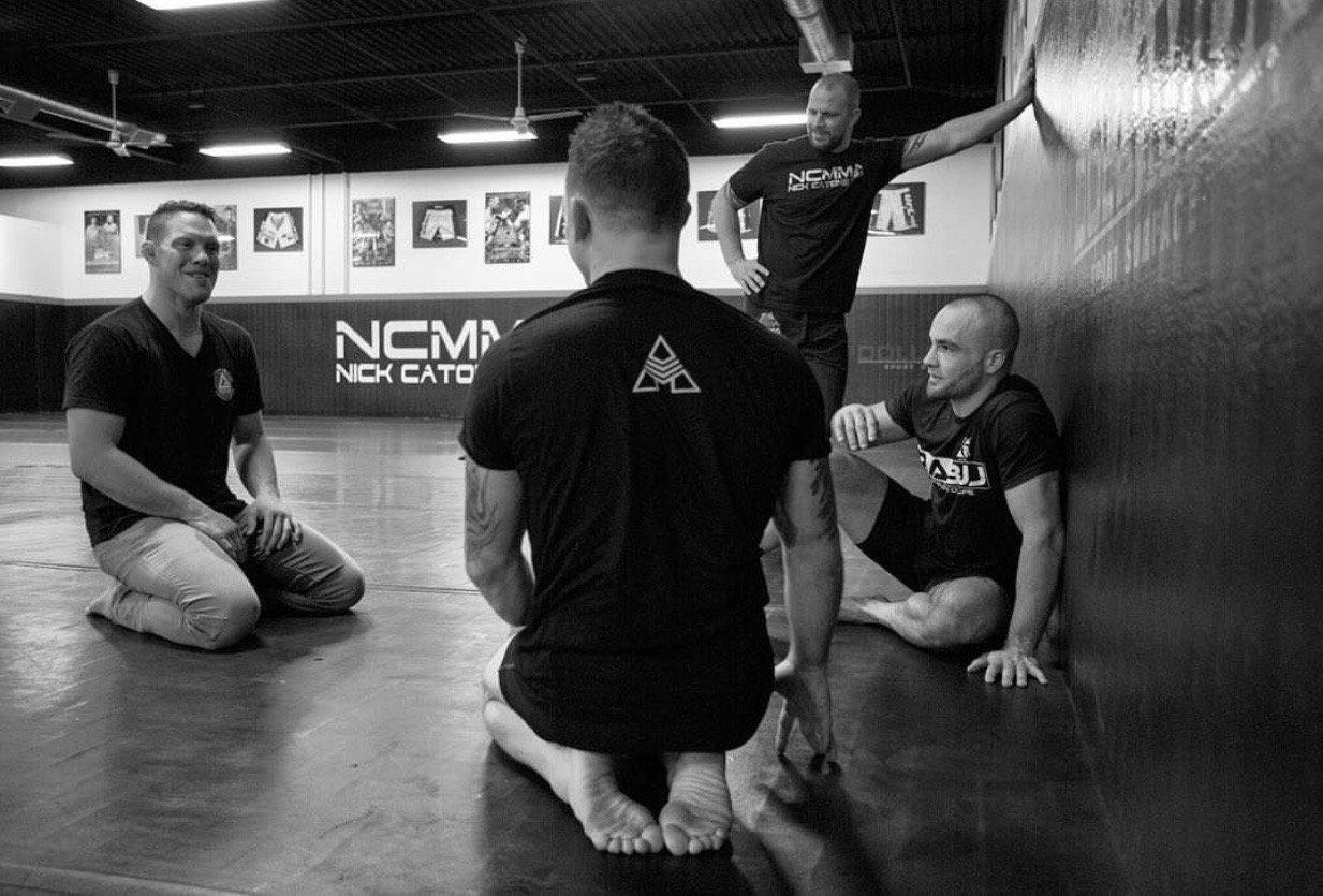 Eddie Alvarez back on the ladder of success, climbing rung by rung | MMA UK